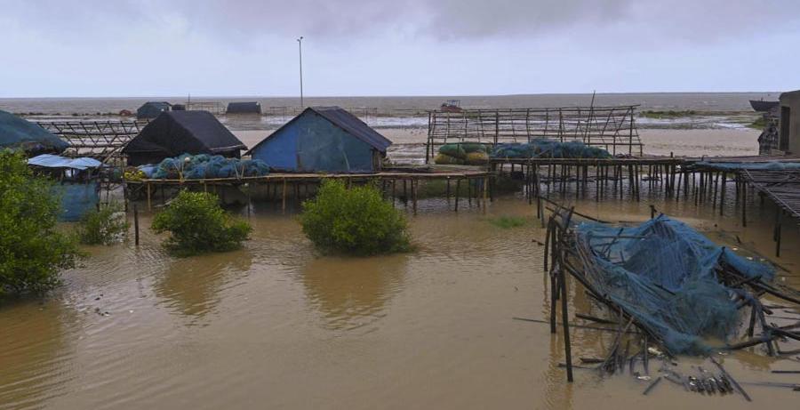Cyclone Dana’s impact felt in Bihar, 34 districts to be affected