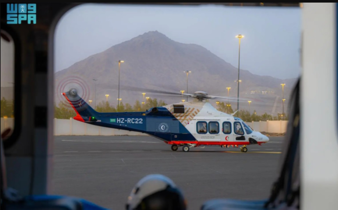 Saudi Red Crescent executes air evacuation in Arafat as part of Hajj 2025