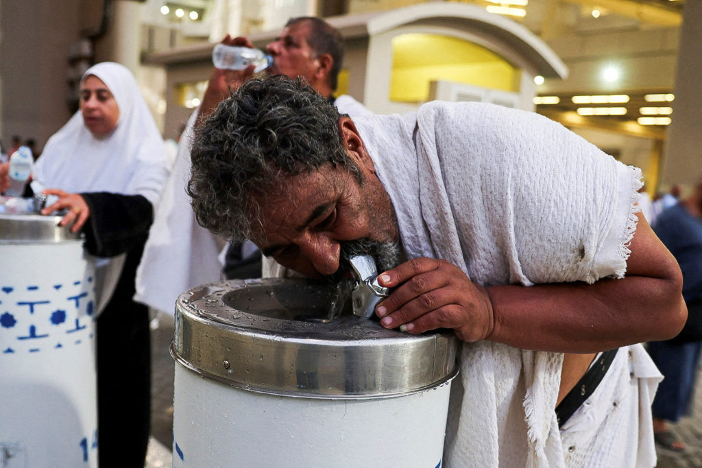 Saudi authorities pump nearly 1 million cubic meters of water for Hajj ...