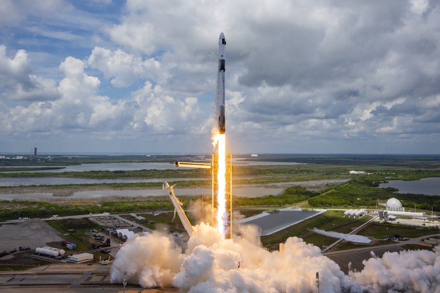 SpaceX delivers 4 astronauts to ISS in swift 15-hour journey