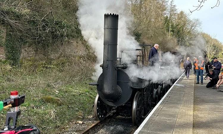 The 200th birthday of the train and the birth of revolutionary transport