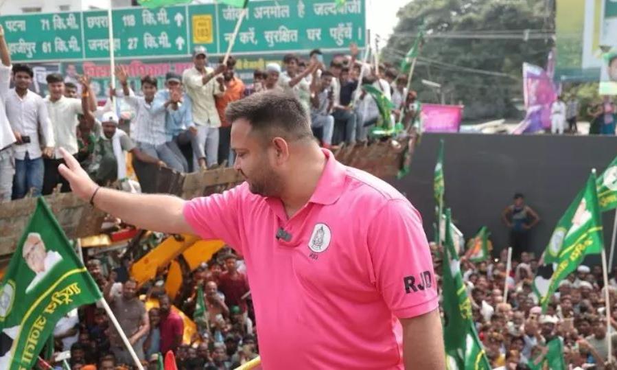 Fresh row erupts over abusive slogans against PM Modi's mother at RJD rally